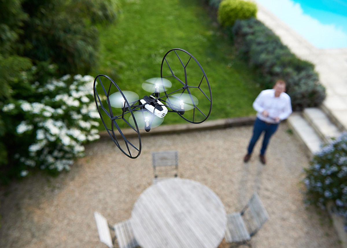Rolling Spider : le nouveau MiniDrone de Parrot
